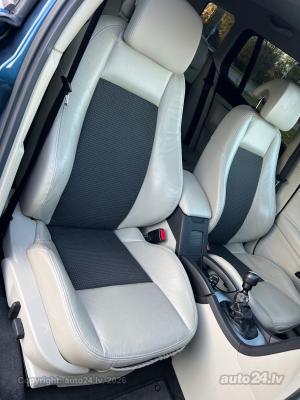 Zils Saab 9-3 2005 Narva, ar dzinēja tilpumu 1.90 L un nobraukumu 266 tūkst. km par 1999 €, foto 23 vietnē AUTOMOTO.COM.LV