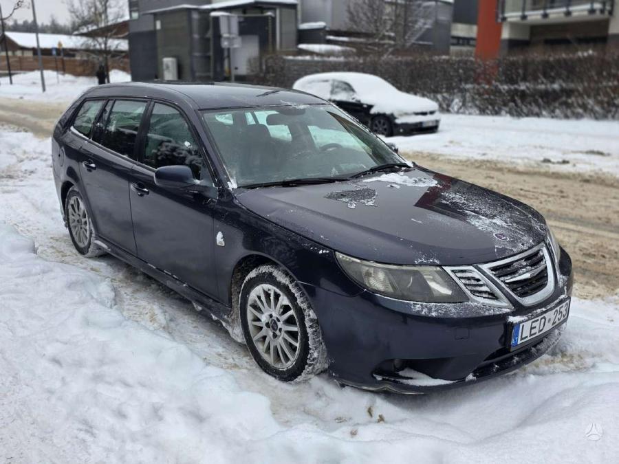 Zils Saab 9-3 2008 Viļņa, ar dzinēja tilpumu 1.91 L un nobraukumu 267 tūkst. km par 1700 €, foto 3 vietnē AUTOMOTO.COM.LV