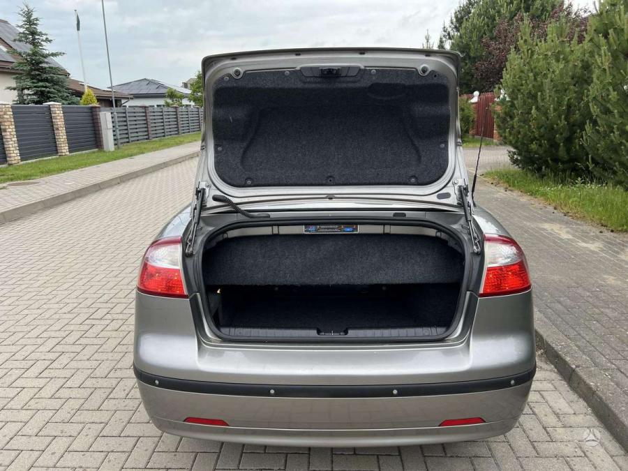 Brown Saab 9-3 2005 in Klaipeda, with an engine capacity of 2.00 L and mileage of 200 thousand km for 3550 €, photo 11 on AUTOMOTO.COM.LV