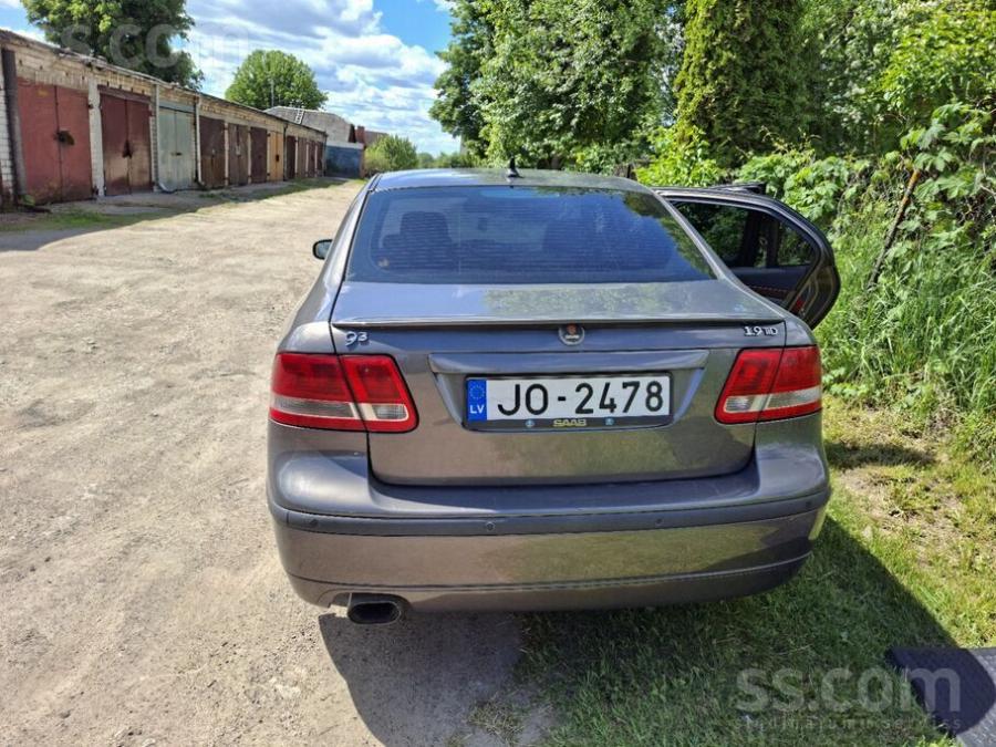 Brūns Saab 9-3 2005 Jēkabpils, ar dzinēja tilpumu 1.90 L un nobraukumu 284 tūkst. km par 1650 €, foto 1 vietnē AUTOMOTO.COM.LV