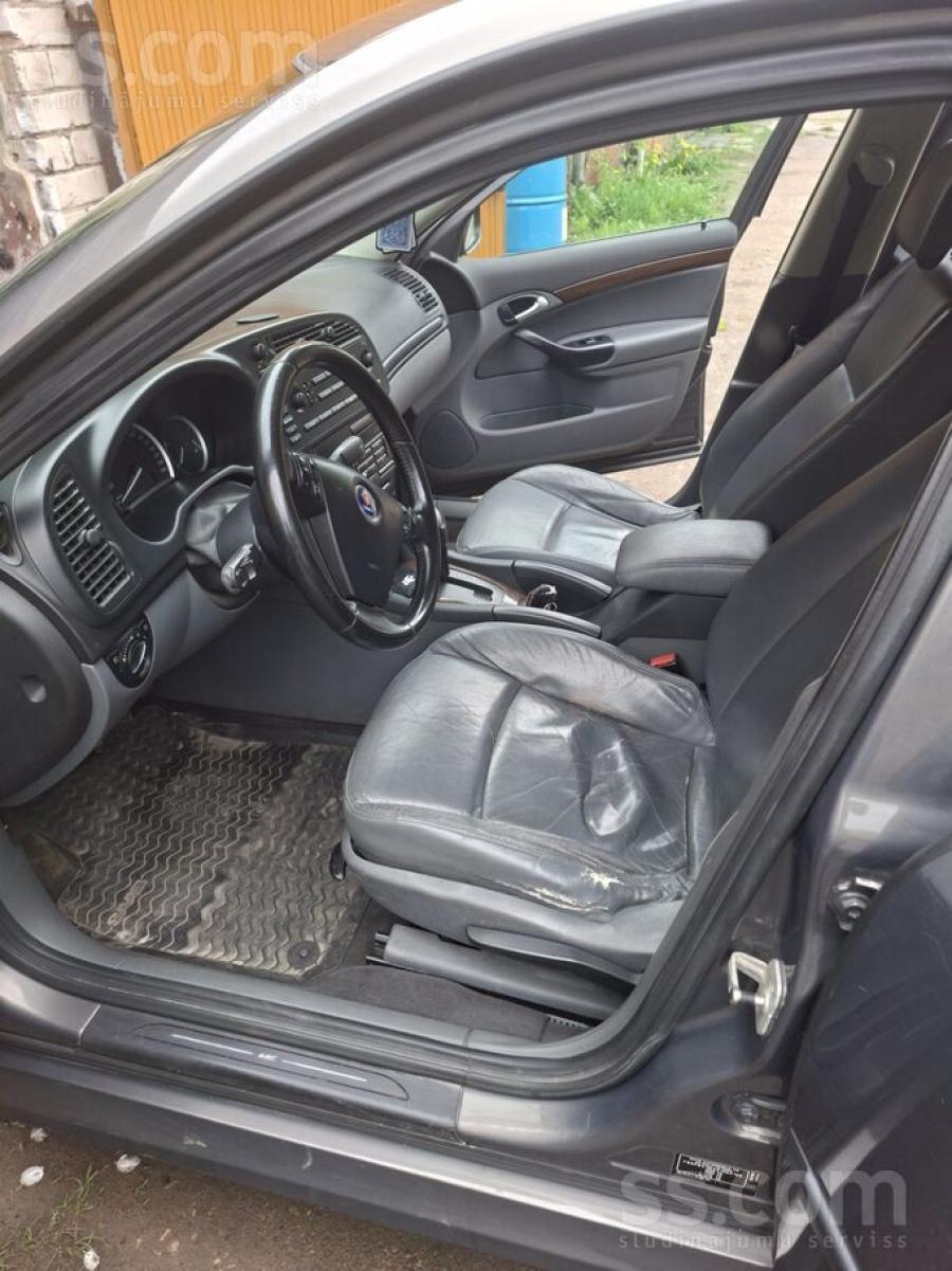 Brūns Saab 9-3 2005 Jēkabpils, ar dzinēja tilpumu 1.90 L un nobraukumu 284 tūkst. km par 1650 €, foto 6 vietnē AUTOMOTO.COM.LV