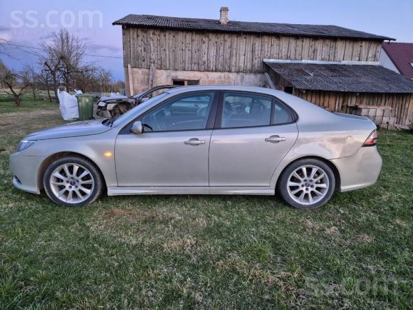 Brown Saab 9-3 2008 in Valmiera, with an engine capacity of 1.90 L and mileage of 393 thousand km for 700 €, photo 2 on AUTOMOTO.COM.LV