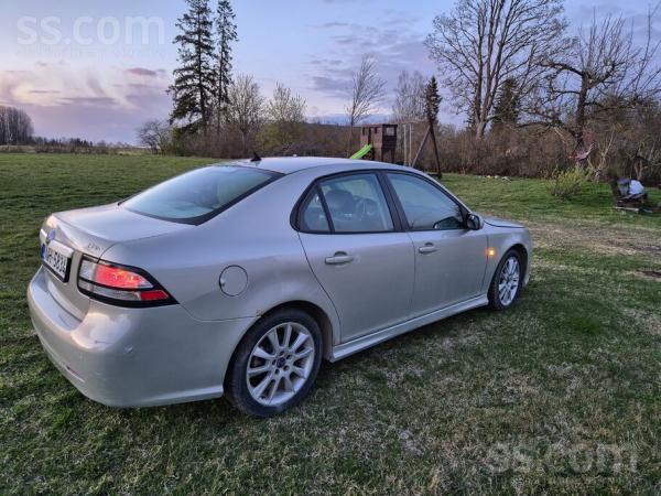 Brown Saab 9-3 2008 in Valmiera, with an engine capacity of 1.90 L and mileage of 393 thousand km for 700 €, photo 3 on AUTOMOTO.COM.LV