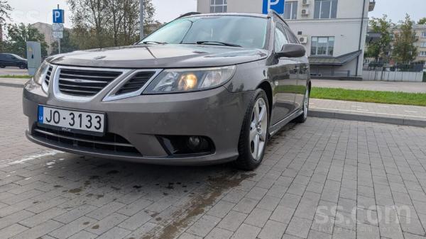 Saab 9-3 2008 in Rezekne on AUTOMOTO.COM.LV Brown Saab 9-3 2008 in Rezekne, with an engine capacity of 1.90 L and mileage of 374 thousand km for 1350 €, photo 3 on AUTOMOTO.COM.LV
