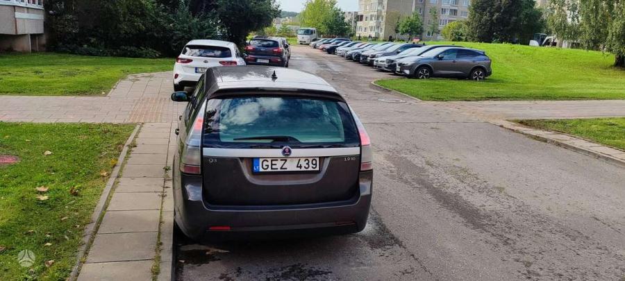 Brown Saab 9-3 2008 in Vievis, with an engine capacity of 1.90 L and mileage of 422 thousand km for 850 €, photo 6 on AUTOMOTO.COM.LV