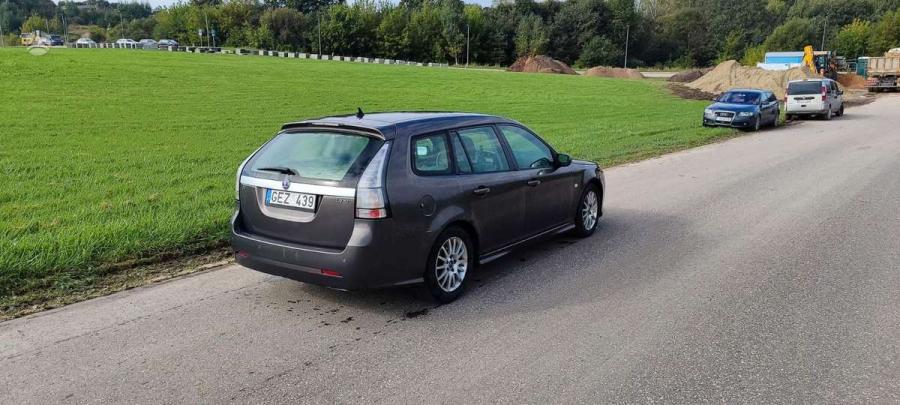 Brown Saab 9-3 2008 in Vievis, with an engine capacity of 1.90 L and mileage of 422 thousand km for 850 €, photo 7 on AUTOMOTO.COM.LV