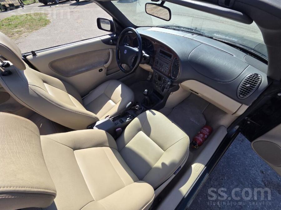 Green Saab 9-3 1999 in Riga, with an engine capacity of 2.00 L and mileage of 182 thousand km for 3490 €, photo 6 on AUTOMOTO.COM.LV