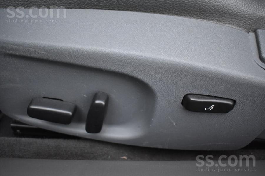 Pelēks Saab 9-3 2005 Talsi, ar dzinēja tilpumu 2.00 L un nobraukumu 330 tūkst. km par 5900 €, foto 9 vietnē AUTOMOTO.COM.LV