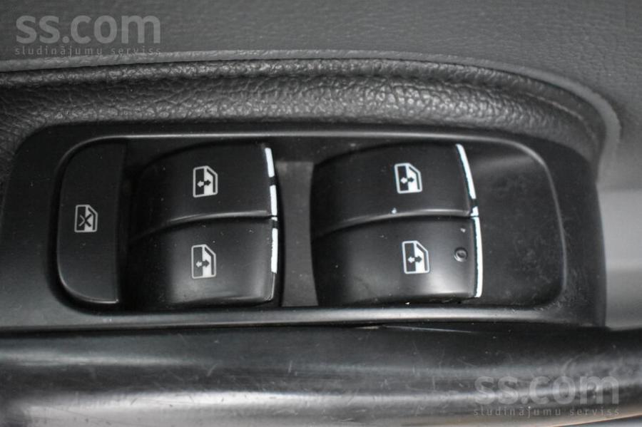 Pelēks Saab 9-3 2005 Talsi, ar dzinēja tilpumu 2.00 L un nobraukumu 330 tūkst. km par 5900 €, foto 11 vietnē AUTOMOTO.COM.LV