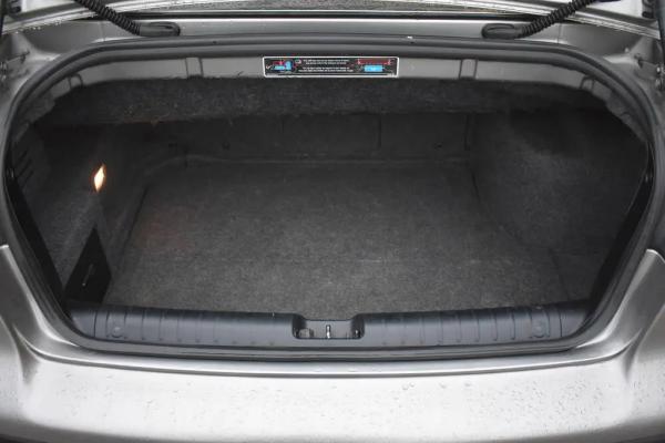 Grey Saab 9-3 2005 in Talsi, with an engine capacity of 2.00 L and mileage of 330 thousand km for 5900 €, photo 10 on AUTOMOTO.COM.LV