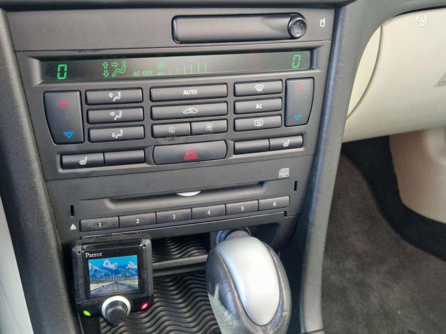 Pelēks Saab 9-3 2005 Viļņa, ar dzinēja tilpumu 2.00 L un nobraukumu 99 tūkst. km par 6500 €, foto 24 vietnē AUTOMOTO.COM.LV