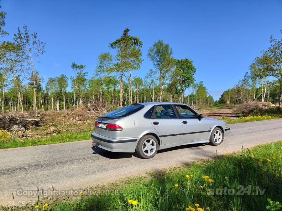 Pelēks Saab 9-3 2001 Kuresāre, ar dzinēja tilpumu 2.00 L un nobraukumu 262 tūkst. km par 2350 €, foto 7 vietnē AUTOMOTO.COM.LV