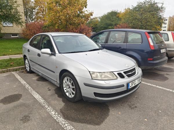 Saab 9-3 2002 Viļņa vietnē Pelēks Saab 9-3 2002 Viļņa, ar dzinēja tilpumu 2.00 L un nobraukumu 289 tūkst. km par 950 €, foto 3 vietnē AUTOMOTO.COM.LV