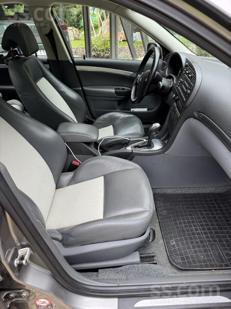 Grey Saab 9-3 2003 in Riga, with an engine capacity of 2.00 L and mileage of 205 thousand km for 5000 €, photo 6 on AUTOMOTO.COM.LV