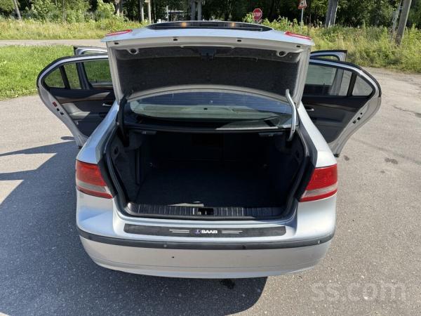 Grey Saab 9-3 2003 in Riga, with an engine capacity of 2.00 L and mileage of 180 thousand km for 1550 €, photo 6 on AUTOMOTO.COM.LV