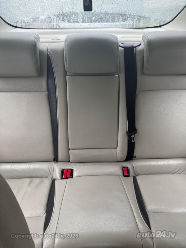 Grey Saab 9-3 2003 in Tallinn, with an engine capacity of 2.00 L and mileage of 312 thousand km for 2999 €, photo 8 on AUTOMOTO.COM.LV