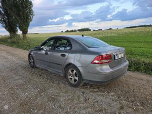 Pelēks Saab 9-3 2003 Ukmergė, ar dzinēja tilpumu 2.17 L un nobraukumu 433 tūkst. km par 1350 €, foto 4 vietnē AUTOMOTO.COM.LV