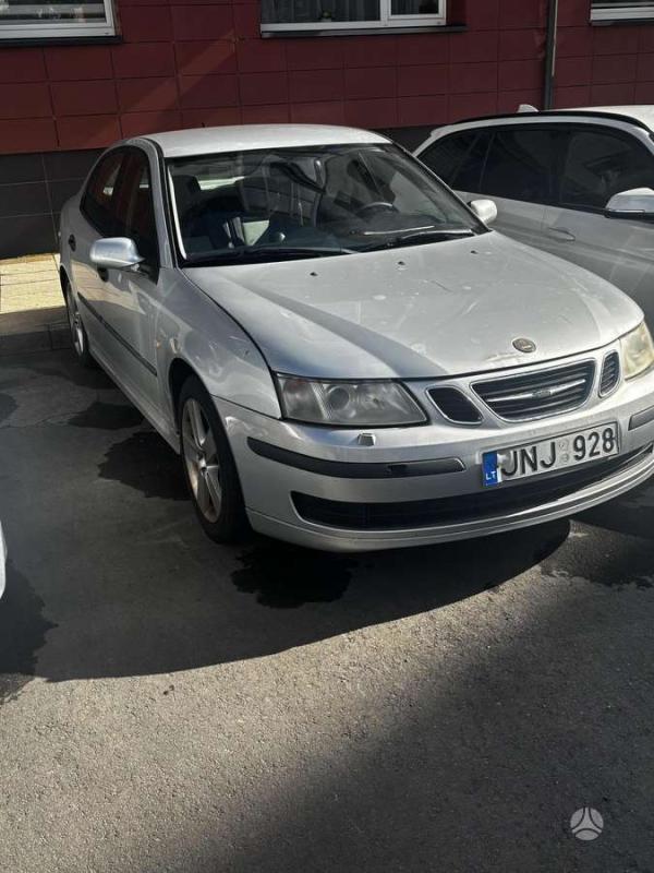 Сааб 9-3 2003 в Шяуляй на AUTOMOTO.COM.LV Серый Сааб 9-3 2003 в Шяуляй, объемом двигателя 2.18 л и пробегом 320 тыс. км за 900 €, фото 3 на AUTOMOTO.COM.LV