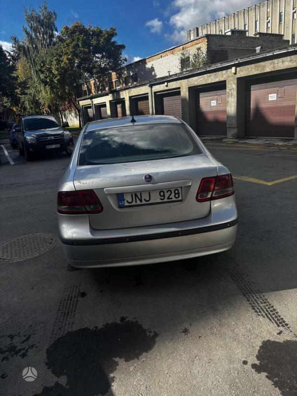 Сааб 9-3 2003 в Шяуляй на AUTOMOTO.COM.LV Серый Сааб 9-3 2003 в Шяуляй, объемом двигателя 2.18 л и пробегом 320 тыс. км за 900 €, фото 8 на AUTOMOTO.COM.LV