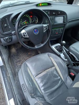 Pelēks Saab 9-3 2004 Viļņa, ar dzinēja tilpumu 2.20 L un nobraukumu 186 tūkst. km par 400 €, foto 5 vietnē AUTOMOTO.COM.LV