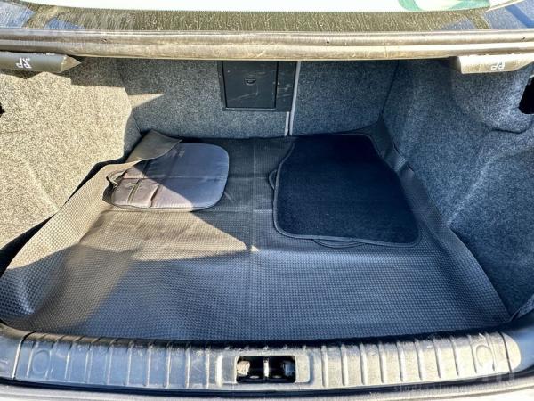Pelēks Saab 9-3 2004 Rīga, ar dzinēja tilpumu 2.20 L un nobraukumu 387 tūkst. km par 1300 €, foto 7 vietnē AUTOMOTO.COM.LV