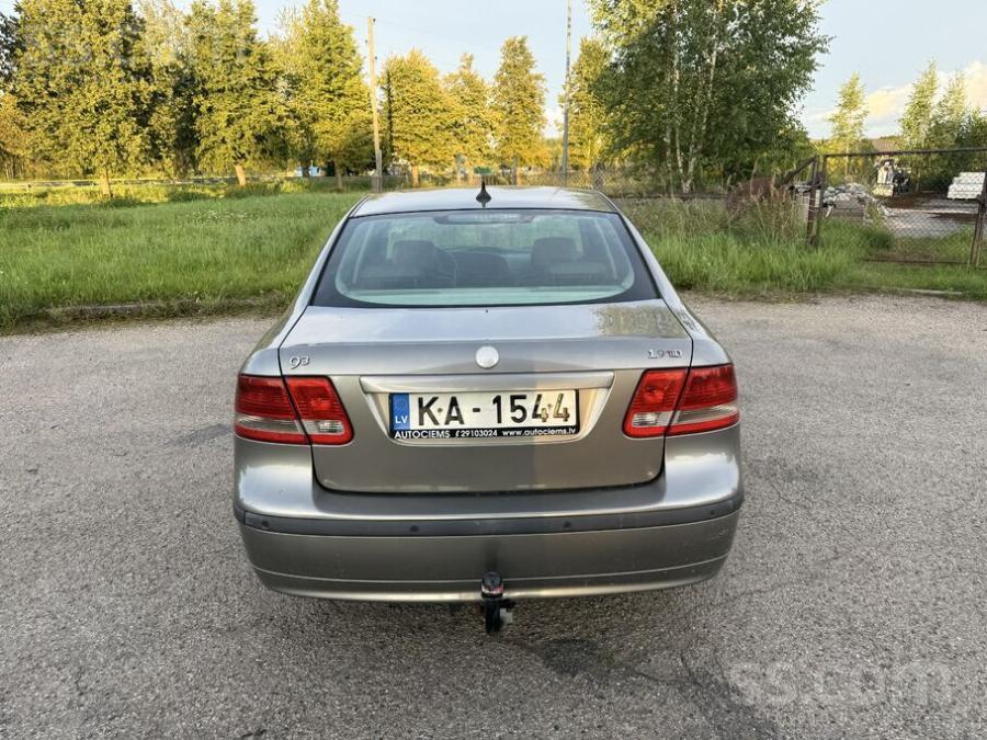 Pelēks Saab 9-3 2004 Ogre, ar dzinēja tilpumu 1.90 L un nobraukumu 287 tūkst. km par 1399 €, foto 5 vietnē AUTOMOTO.COM.LV