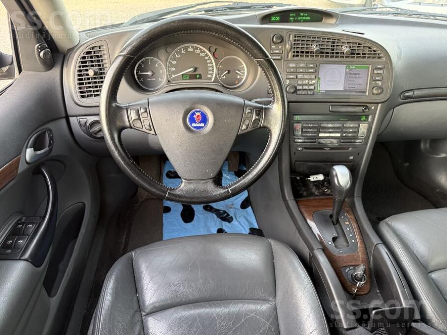 Pelēks Saab 9-3 2004 Ogre, ar dzinēja tilpumu 1.90 L un nobraukumu 287 tūkst. km par 1399 €, foto 9 vietnē AUTOMOTO.COM.LV