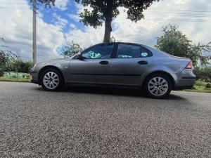Pelēks Saab 9-3 2004 Viļņa, ar dzinēja tilpumu 0.00 L un nobraukumu 245 tūkst. km par 900 €, foto 4 vietnē AUTOMOTO.COM.LV