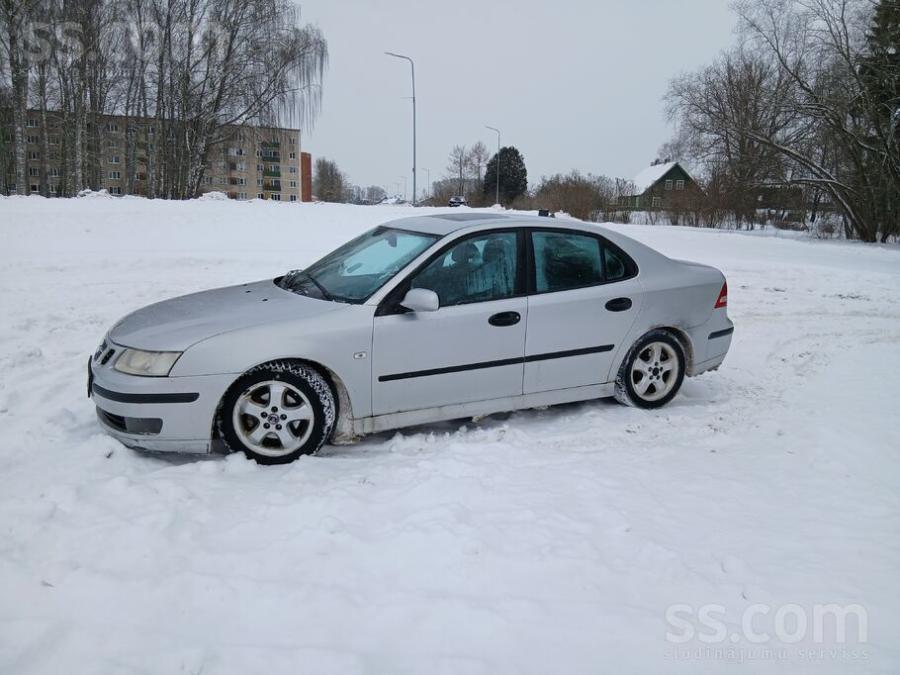 Pelēks Saab 9-3 2005 Aizkraukle, ar dzinēja tilpumu 1.90 L un nobraukumu 298 tūkst. km par 950 €, foto 2 vietnē AUTOMOTO.COM.LV