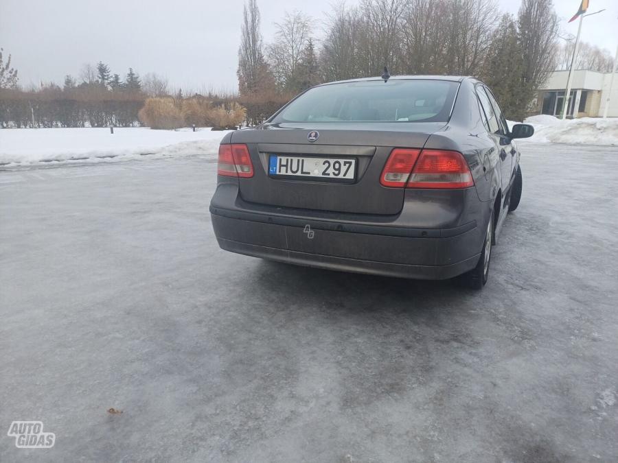 Pelēks Saab 9-3 2005 Alīta, ar dzinēja tilpumu 1.90 L un nobraukumu 325 tūkst. km par 1350 €, foto 4 vietnē AUTOMOTO.COM.LV