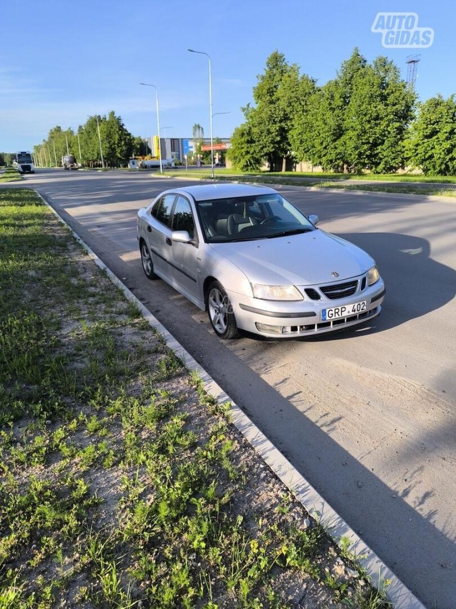 Grey Saab 9-3 2005 in Mazeikiai, with an engine capacity of 1.90 L and mileage of 284 thousand km for 800 €, photo 4 on AUTOMOTO.COM.LV