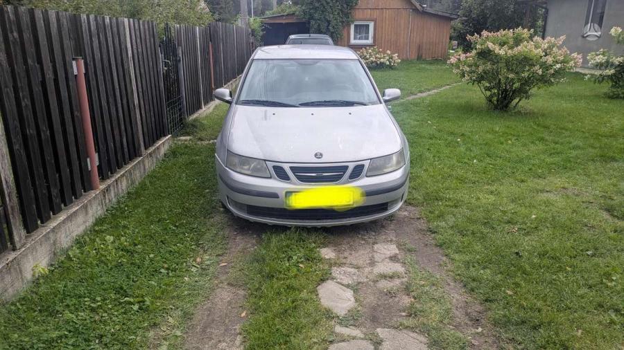Pelēks Saab 9-3 2005 Viļņa, ar dzinēja tilpumu 1.91 L un nobraukumu 407 tūkst. km par 750 €, foto 3 vietnē AUTOMOTO.COM.LV