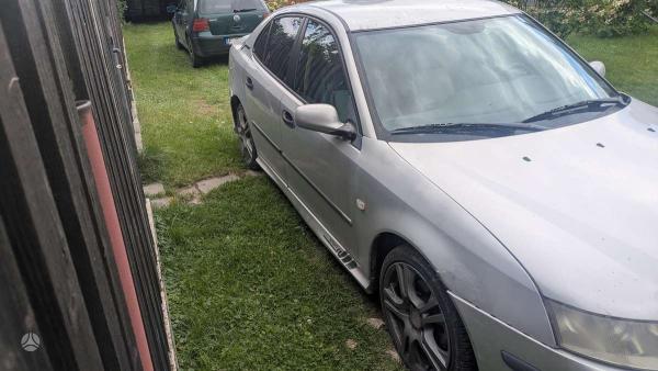 Pelēks Saab 9-3 2005 Viļņa, ar dzinēja tilpumu 1.91 L un nobraukumu 407 tūkst. km par 750 €, foto 4 vietnē AUTOMOTO.COM.LV