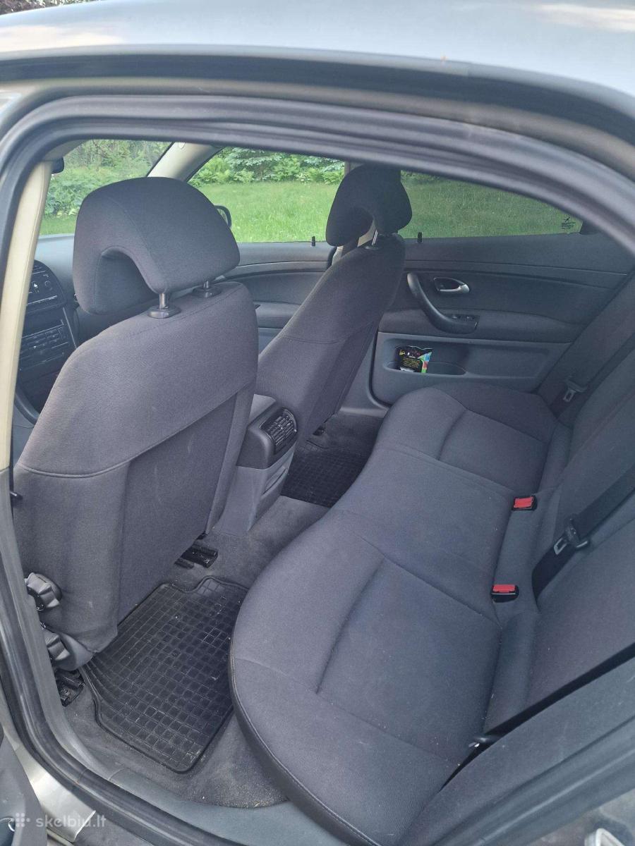 Grey Saab 9-3 2006 in Klaipeda, with an engine capacity of 1.90 L and mileage of 317 thousand km for 950 €, photo 4 on AUTOMOTO.COM.LV