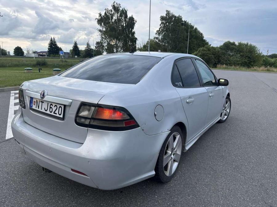 Pelēks Saab 9-3 2008 Vievis, ar dzinēja tilpumu 1.91 L un nobraukumu 300 tūkst. km par 1350 €, foto 4 vietnē AUTOMOTO.COM.LV