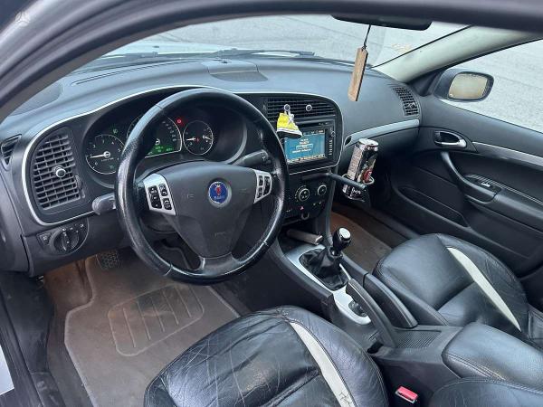 Pelēks Saab 9-3 2008 Vievis, ar dzinēja tilpumu 1.91 L un nobraukumu 300 tūkst. km par 1350 €, foto 6 vietnē AUTOMOTO.COM.LV