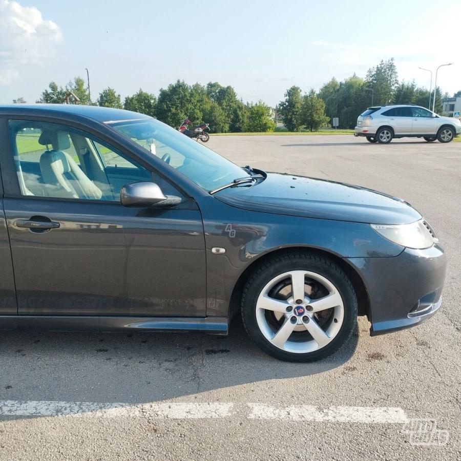 Серый Сааб 9-3 2009 в Каунас, объемом двигателя 1.90 л и пробегом 305 тыс. км за 1999 €, фото 4 на AUTOMOTO.COM.LV