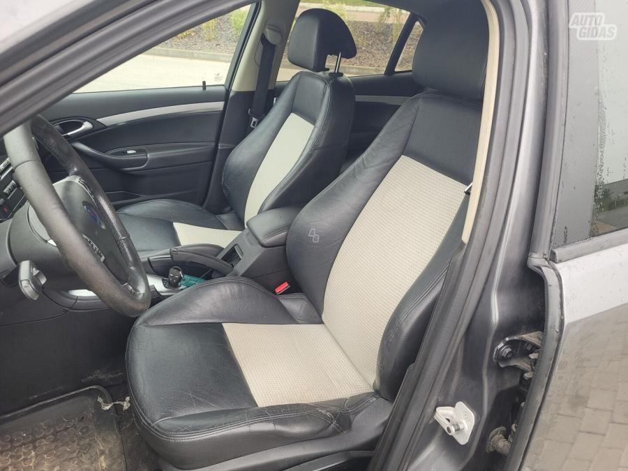 Pelēks Saab 9-3 2009 Viļņa, ar dzinēja tilpumu 1.90 L un nobraukumu 283 tūkst. km par 1550 €, foto 10 vietnē AUTOMOTO.COM.LV