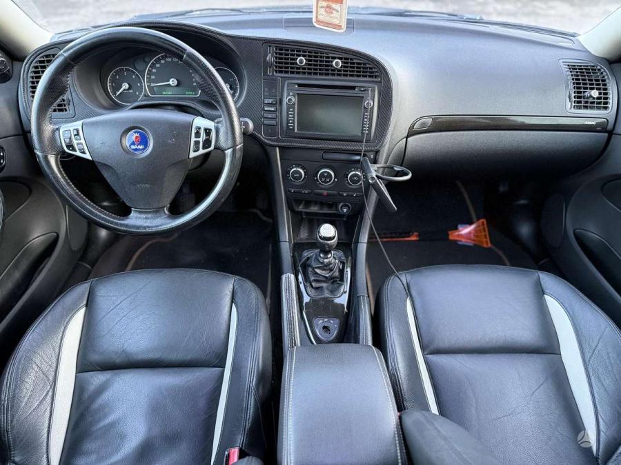Pelēks Saab 9-3 2010 Panevēža, ar dzinēja tilpumu 1.91 L un nobraukumu 305 tūkst. km par 4500 €, foto 21 vietnē AUTOMOTO.COM.LV