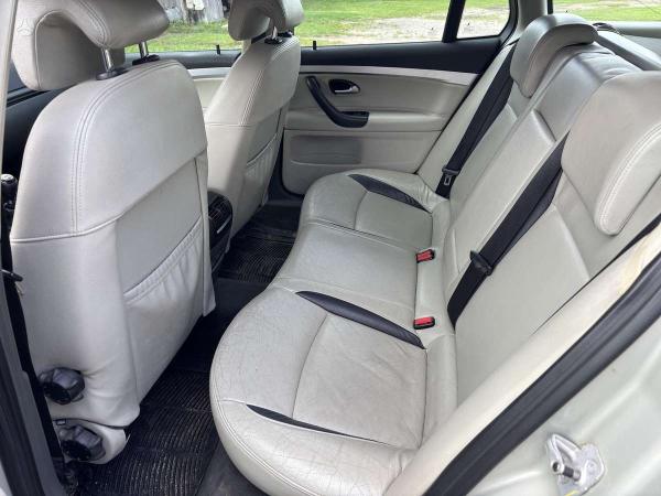 Pelēks Saab 9-3 2005 Panevēža, ar dzinēja tilpumu 1.91 L un nobraukumu 319 tūkst. km par 700 €, foto 8 vietnē AUTOMOTO.COM.LV
