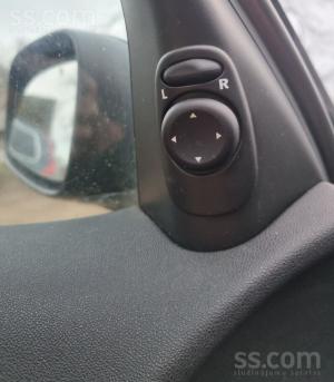 Pelēks Saab 9-3 2006 Rīga, ar dzinēja tilpumu 1.90 L un nobraukumu 349 tūkst. km par 1000 €, foto 14 vietnē AUTOMOTO.COM.LV