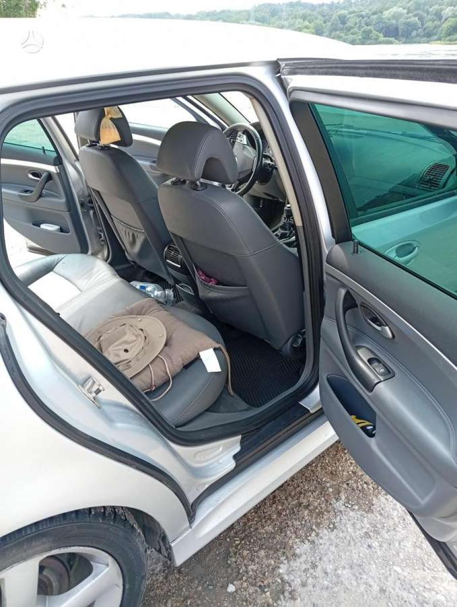Pelēks Saab 9-3 2006 Kauņa, ar dzinēja tilpumu 1.91 L un nobraukumu 448 tūkst. km par 750 €, foto 5 vietnē AUTOMOTO.COM.LV