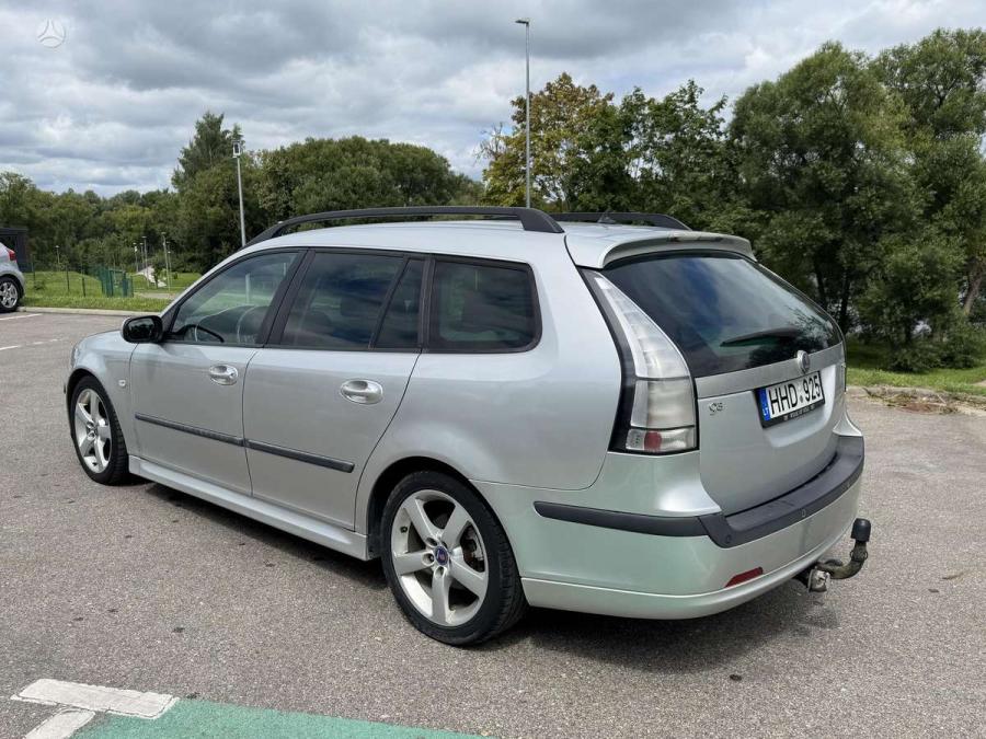 Pelēks Saab 9-3 2006 Viļņa, ar dzinēja tilpumu 1.90 L un nobraukumu 276 tūkst. km par 1700 €, foto 4 vietnē AUTOMOTO.COM.LV