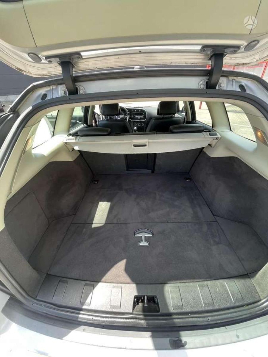 Grey Saab 9-3 2007 in Kaunas, with an engine capacity of 1.91 L and mileage of 300 thousand km for 520 €, photo 18 on AUTOMOTO.COM.LV