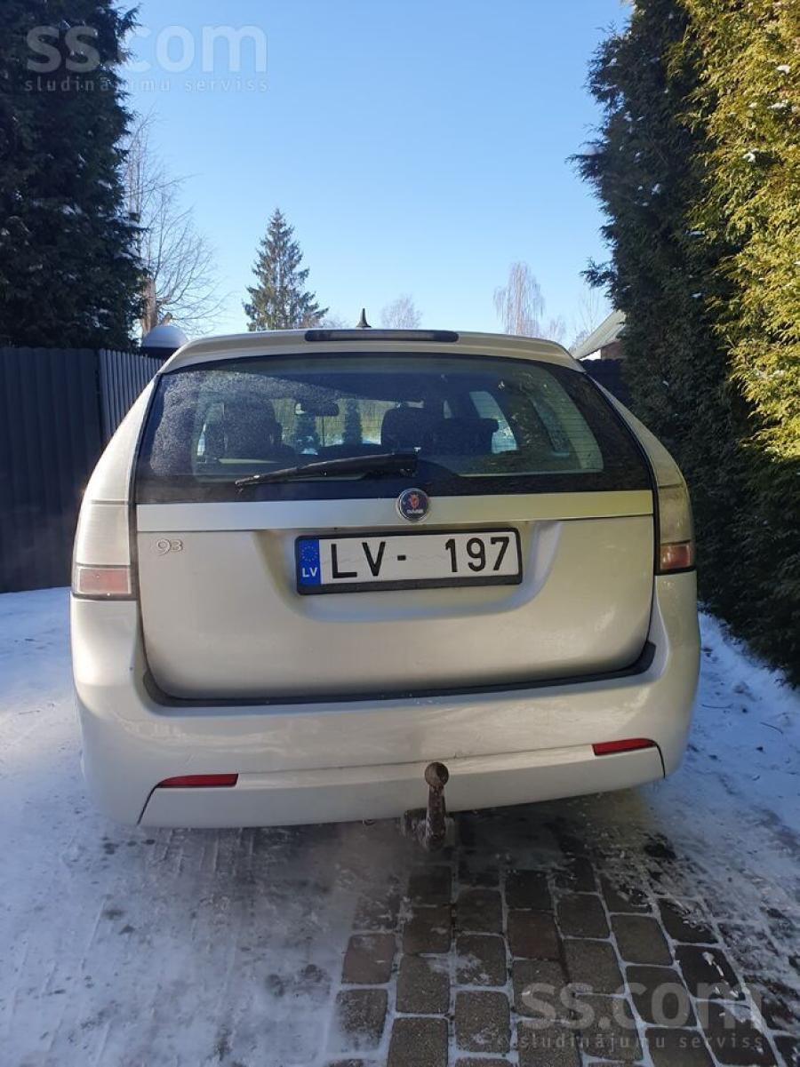 Grey Saab 9-3 2008 in Riga, with an engine capacity of 2.00 L and mileage of 334 thousand km for 890 €, photo 4 on AUTOMOTO.COM.LV
