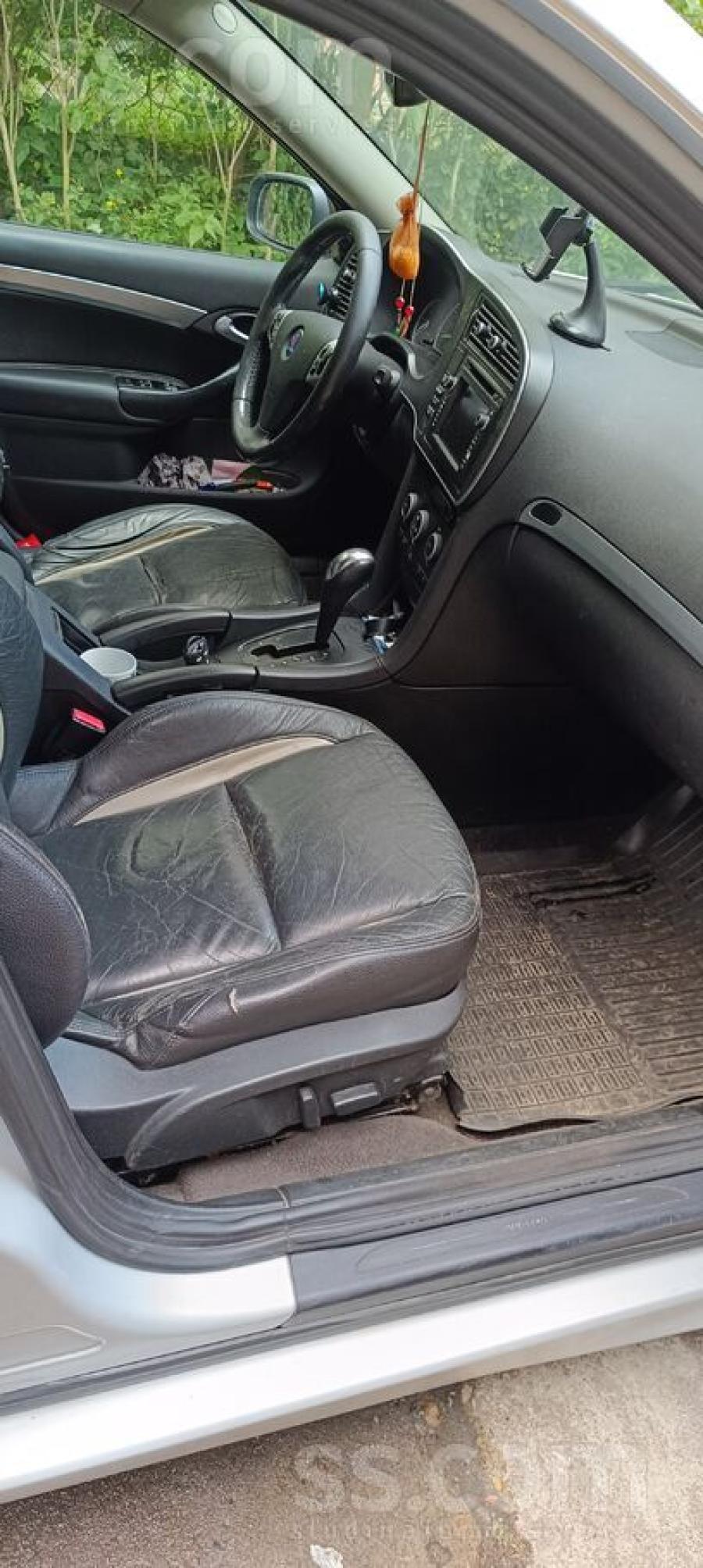 Grey Saab 9-3 2008 in Riga, with an engine capacity of 1.90 L and mileage of 338 thousand km for 1750 €, photo 6 on AUTOMOTO.COM.LV