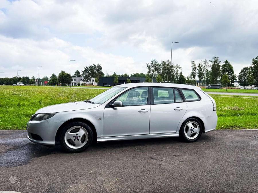 Grey Saab 9-3 2008 in Kaunas, with an engine capacity of 1.91 L and mileage of 214 thousand km for 2500 €, photo 6 on AUTOMOTO.COM.LV