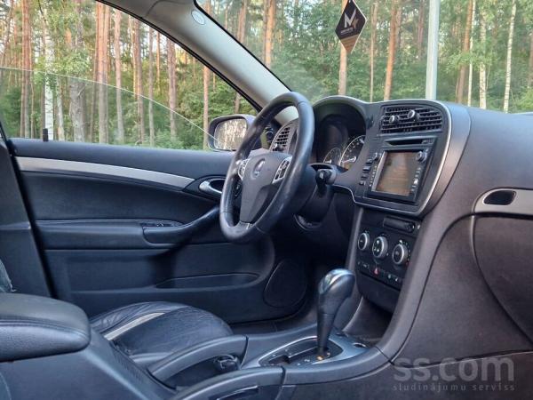 Pelēks Saab 9-3 2008 Rīga, ar dzinēja tilpumu 1.90 L un nobraukumu 335 tūkst. km par 1595 €, foto 5 vietnē AUTOMOTO.COM.LV