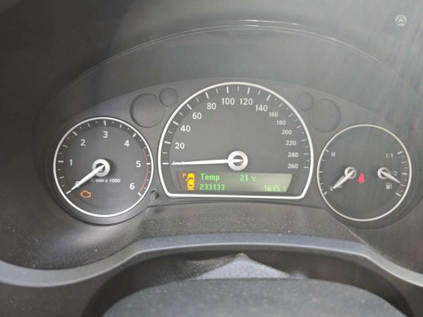 Grey Saab 9-3 2008 in Vilnius, with an engine capacity of 1.91 L and mileage of 233 thousand km for 700 €, photo 5 on AUTOMOTO.COM.LV