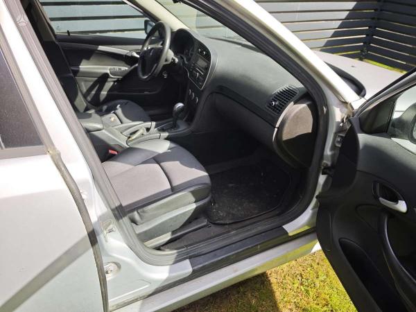 Grey Saab 9-3 2008 in Vilnius, with an engine capacity of 1.91 L and mileage of 233 thousand km for 700 €, photo 8 on AUTOMOTO.COM.LV